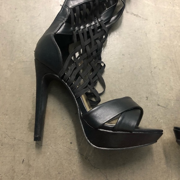 Shi by JOURNEYS | Shoes | Shi By Journeys Overknee Elastic Sandals New ...